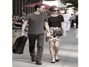 Types of handshakes and what they mean - PsychMechanics